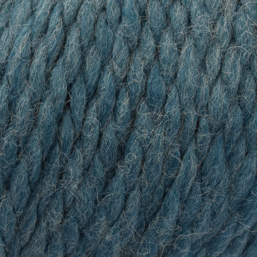 UNIVERSAL Be Wool #1783 Super Bulky Yarn 200 G 94 Yd Cerulean – Craftables